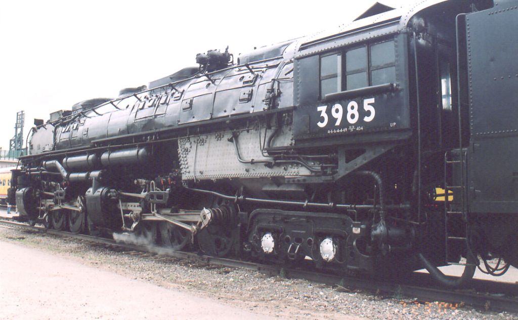 UP 3985